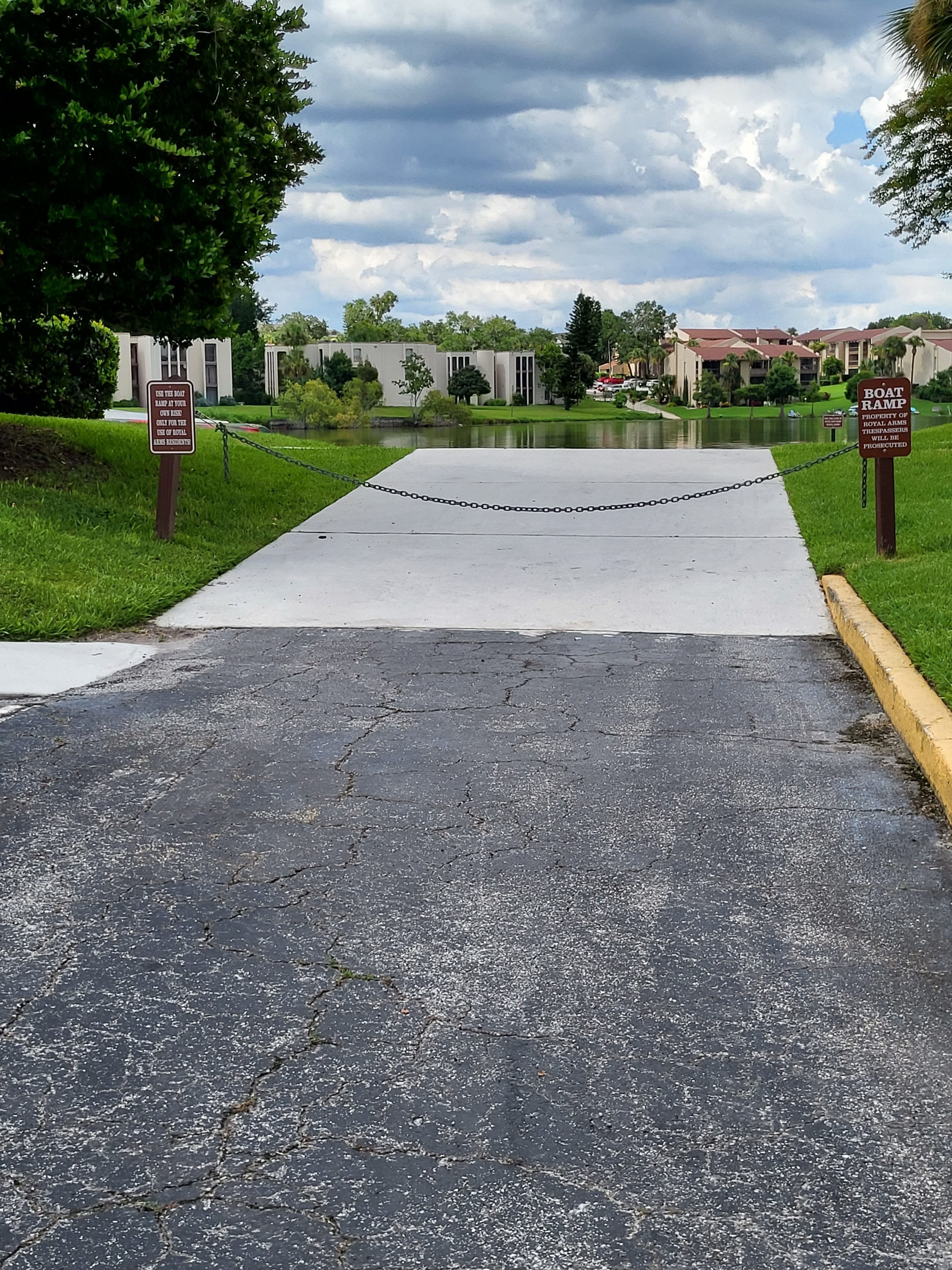 Gallery – The Royal Arms Condominium